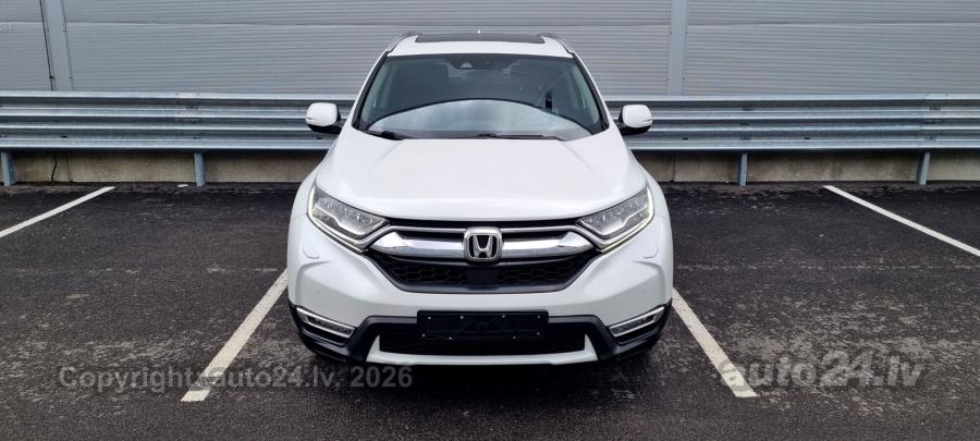 Balts Honda CR-V 2019 Tallina, ar dzinēja tilpumu 2.00 L un nobraukumu 141 tūkst. km par 24890 €, foto 3 vietnē AUTOMOTO.COM.LV