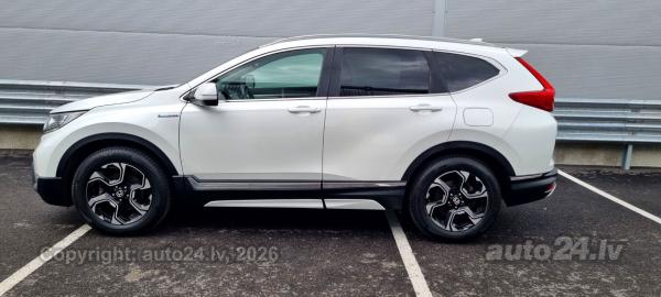 Balts Honda CR-V 2019 Tallina, ar dzinēja tilpumu 2.00 L un nobraukumu 141 tūkst. km par 24890 €, foto 6 vietnē AUTOMOTO.COM.LV
