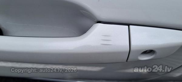 Balts Honda CR-V 2019 Tallina, ar dzinēja tilpumu 2.00 L un nobraukumu 141 tūkst. km par 24890 €, foto 10 vietnē AUTOMOTO.COM.LV
