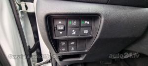 Balts Honda CR-V 2019 Tallina, ar dzinēja tilpumu 2.00 L un nobraukumu 141 tūkst. km par 24890 €, foto 16 vietnē AUTOMOTO.COM.LV
