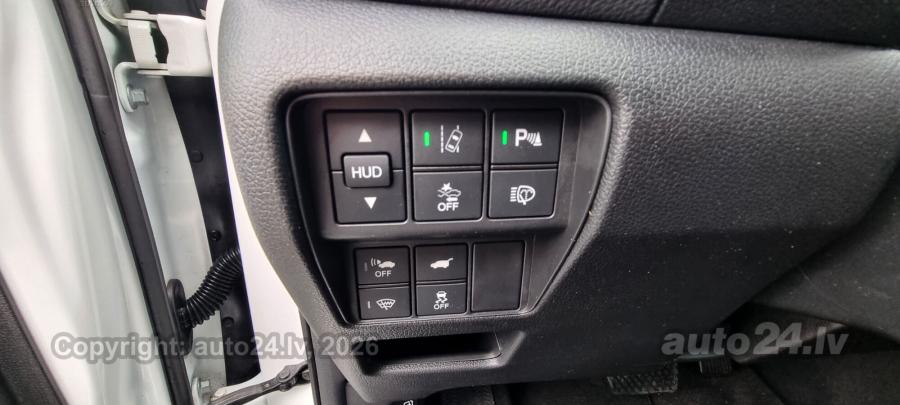 Balts Honda CR-V 2019 Tallina, ar dzinēja tilpumu 2.00 L un nobraukumu 141 tūkst. km par 24890 €, foto 16 vietnē AUTOMOTO.COM.LV
