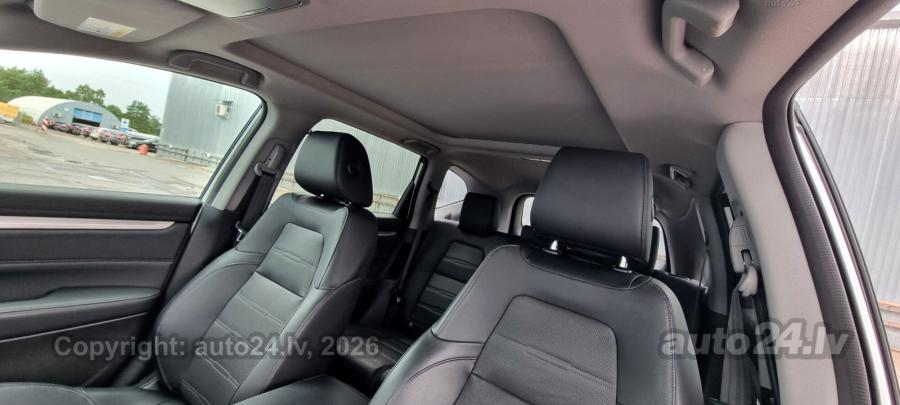 Balts Honda CR-V 2019 Tallina, ar dzinēja tilpumu 2.00 L un nobraukumu 141 tūkst. km par 24890 €, foto 18 vietnē AUTOMOTO.COM.LV