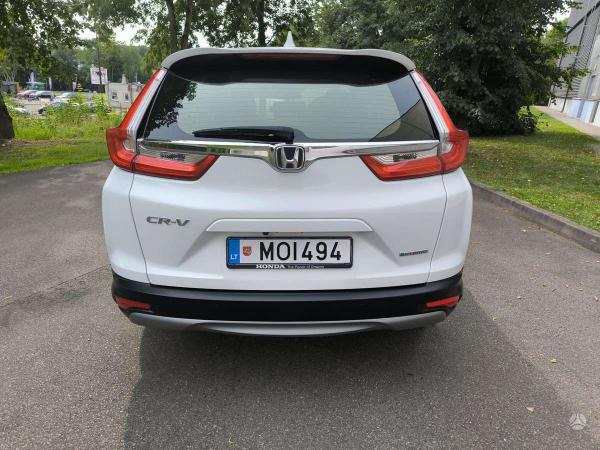 White Honda CR-V 2019 in Alytus, with an engine capacity of 1.99 L and mileage of 153 thousand km for 21900 €, photo 10 on AUTOMOTO.COM.LV