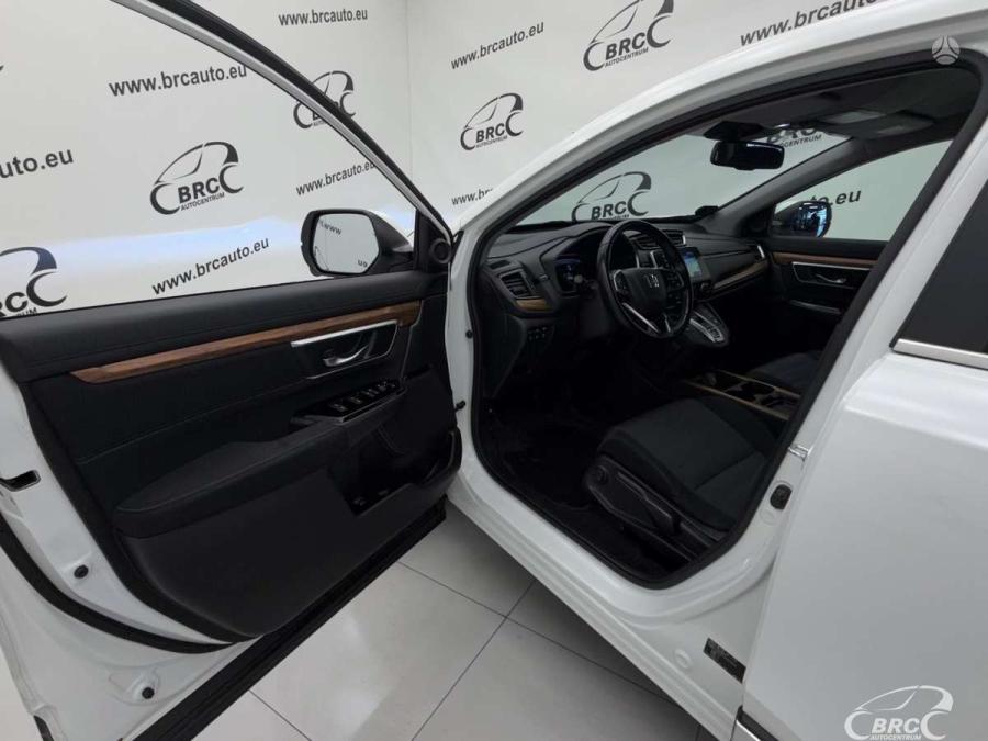 Balts Honda CR-V 2020 Viļņa, ar dzinēja tilpumu 1.99 L un nobraukumu 62 tūkst. km par 20900 €, foto 19 vietnē AUTOMOTO.COM.LV