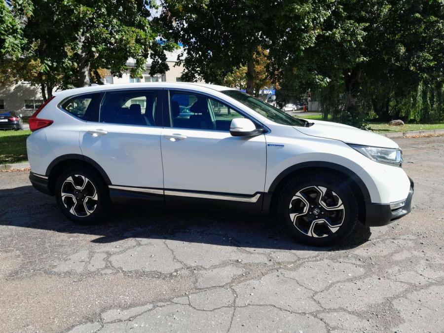 White Honda CR-V 2020 in Siauliai, with an engine capacity of 1.99 L and mileage of 63 thousand km for 20900 €, photo 13 on AUTOMOTO.COM.LV