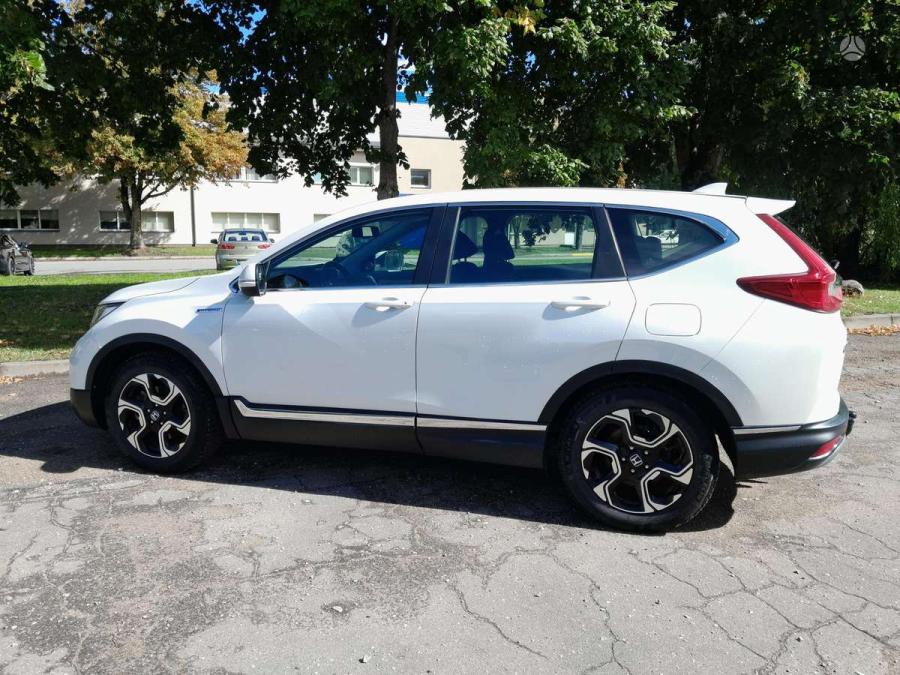 White Honda CR-V 2020 in Siauliai, with an engine capacity of 1.99 L and mileage of 63 thousand km for 20900 €, photo 14 on AUTOMOTO.COM.LV