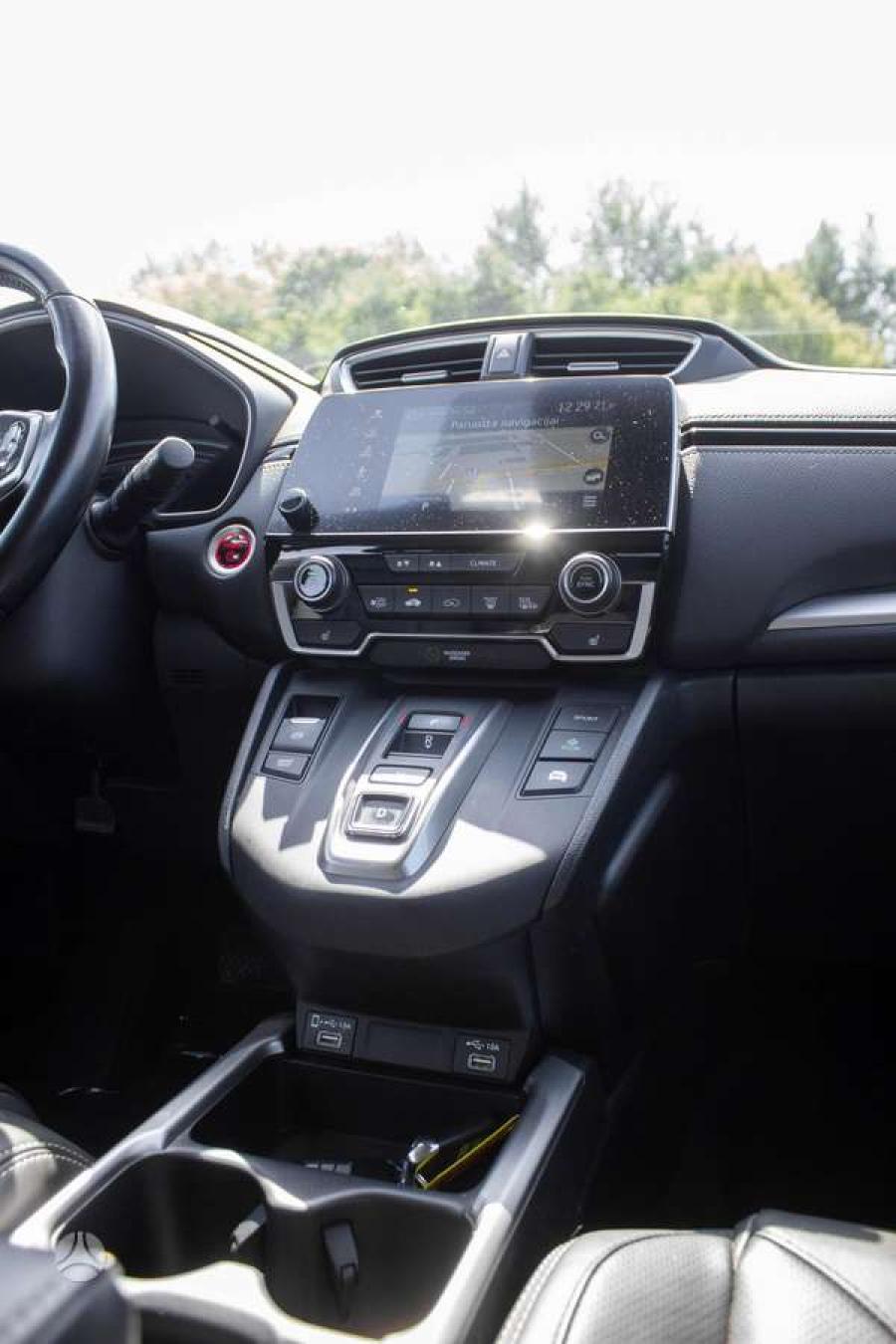 Balts Honda CR-V 2021 Kauņa, ar dzinēja tilpumu 1.99 L un nobraukumu 118 tūkst. km par 24200 €, foto 14 vietnē AUTOMOTO.COM.LV