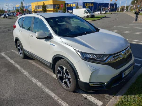 Balts Honda CR-V 2021 Rīga, ar dzinēja tilpumu 2.00 L un nobraukumu 122 tūkst. km par 22600 €, foto 1 vietnē AUTOMOTO.COM.LV
