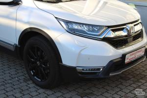 White Honda CR-V 2022 in Kaunas, with an engine capacity of 2.00 L and mileage of 26 thousand km for 32597 €, photo 2 on AUTOMOTO.COM.LV