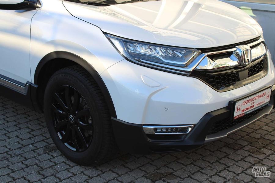 White Honda CR-V 2022 in Kaunas, with an engine capacity of 2.00 L and mileage of 26 thousand km for 32597 €, photo 2 on AUTOMOTO.COM.LV