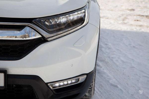 Balts Honda CR-V 2022 Viļņa, ar dzinēja tilpumu 1.99 L un nobraukumu 61 tūkst. km par 23300 €, foto 9 vietnē AUTOMOTO.COM.LV