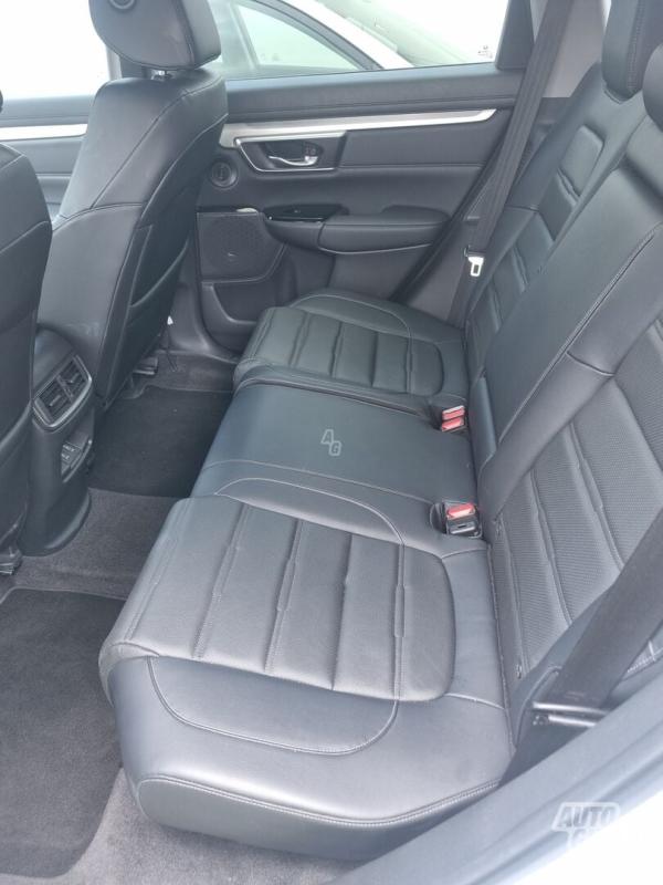 Balts Honda CR-V 2022 Viļņa, ar dzinēja tilpumu 2.00 L un nobraukumu 46 tūkst. km par 28300 €, foto 8 vietnē AUTOMOTO.COM.LV