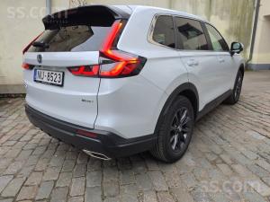 Balts Honda CR-V 2024 Rīga, ar dzinēja tilpumu 2.00 L un nobraukumu 13 tūkst. km par 42000 €, foto 4 vietnē AUTOMOTO.COM.LV