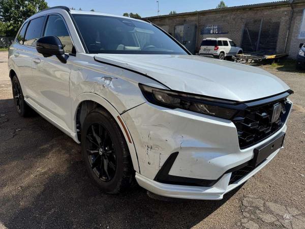 White Honda CR-V 2025 in Panevezys, with an engine capacity of 1.99 L and mileage of 17 thousand km for 26200 €, photo 9 on AUTOMOTO.COM.LV