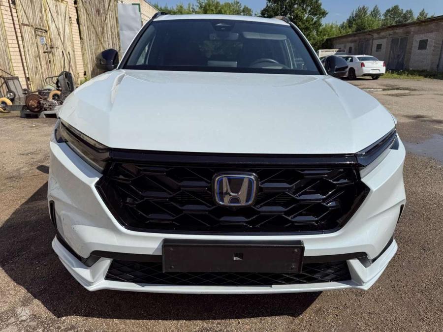 White Honda CR-V 2025 in Panevezys, with an engine capacity of 1.99 L and mileage of 17 thousand km for 26200 €, photo 11 on AUTOMOTO.COM.LV