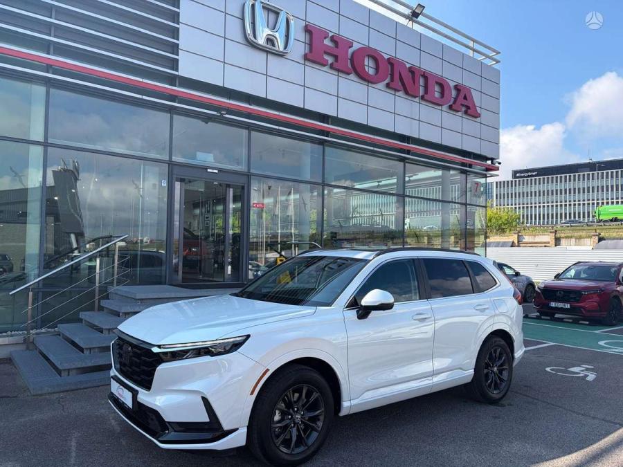 White Honda CR-V 2025 in Vilnius, with an engine capacity of 1.99 L and mileage of 8 thousand km for 44990 €, photo 1 on AUTOMOTO.COM.LV