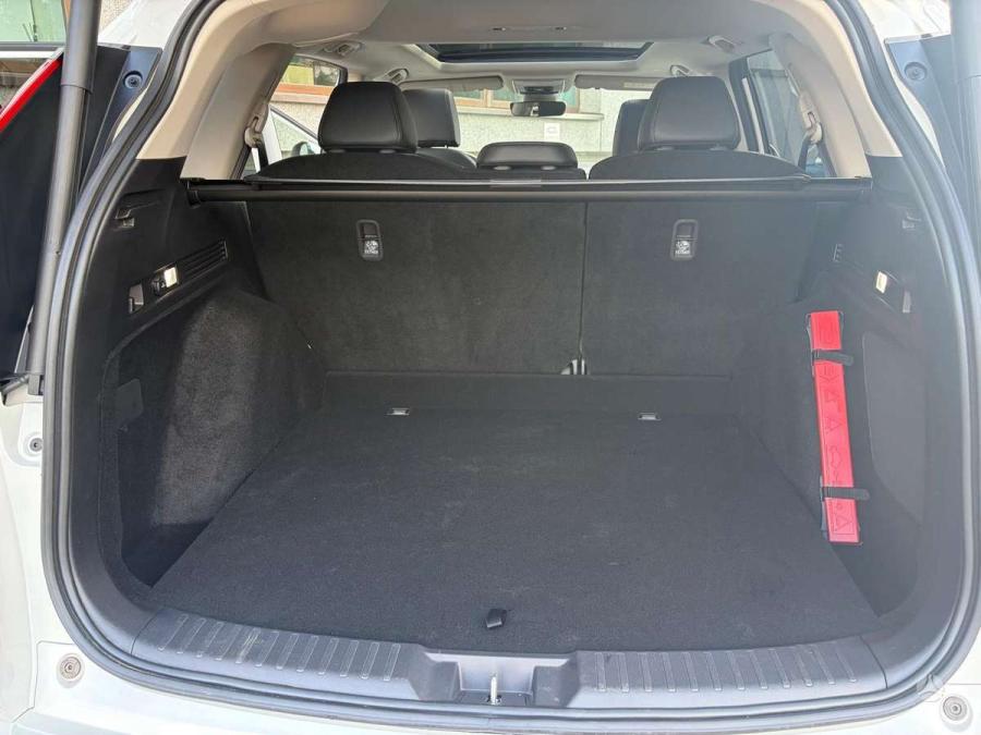White Honda CR-V 2025 in Vilnius, with an engine capacity of 1.99 L and mileage of 8 thousand km for 44990 €, photo 27 on AUTOMOTO.COM.LV