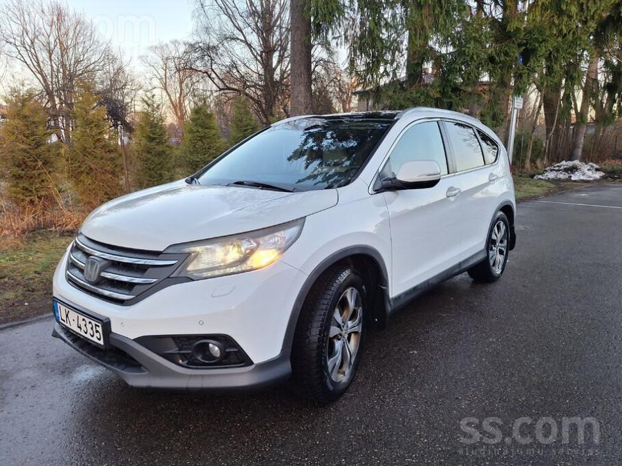 Balts Honda CR-V 2013 Rīga, ar dzinēja tilpumu 2.00 L un nobraukumu 346 tūkst. km par 9790 €, foto 4 vietnē AUTOMOTO.COM.LV