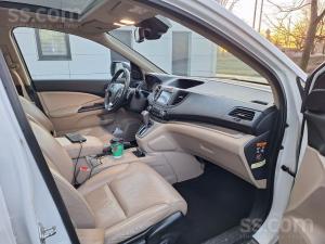Balts Honda CR-V 2013 Rīga, ar dzinēja tilpumu 2.00 L un nobraukumu 346 tūkst. km par 9790 €, foto 14 vietnē AUTOMOTO.COM.LV