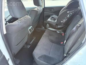 White Honda CR-V 2014 in Riga, with an engine capacity of 1.60 L and mileage of 245 thousand km for 6500 €, photo 7 on AUTOMOTO.COM.LV