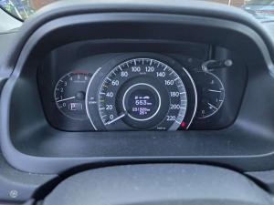 White Honda CR-V 2016 in Utena, with an engine capacity of 1.60 L and mileage of 232 thousand km for 11800 €, photo 9 on AUTOMOTO.COM.LV
