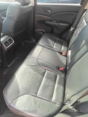 Balts Honda CR-V 2015 Tallina, ar dzinēja tilpumu 1.60 L un nobraukumu 279 tūkst. km par 11500 €, foto 7 vietnē AUTOMOTO.COM.LV