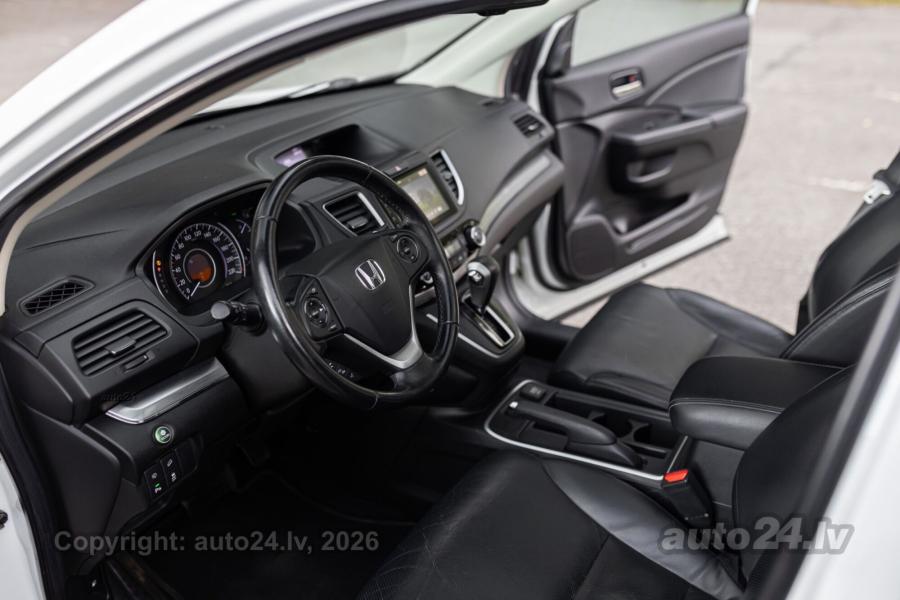 Balts Honda CR-V 2016 Tallina, ar dzinēja tilpumu 2.00 L un nobraukumu 248 tūkst. km par 13590 €, foto 19 vietnē AUTOMOTO.COM.LV