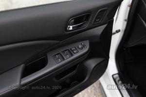 Balts Honda CR-V 2016 Tallina, ar dzinēja tilpumu 2.00 L un nobraukumu 248 tūkst. km par 13590 €, foto 32 vietnē AUTOMOTO.COM.LV