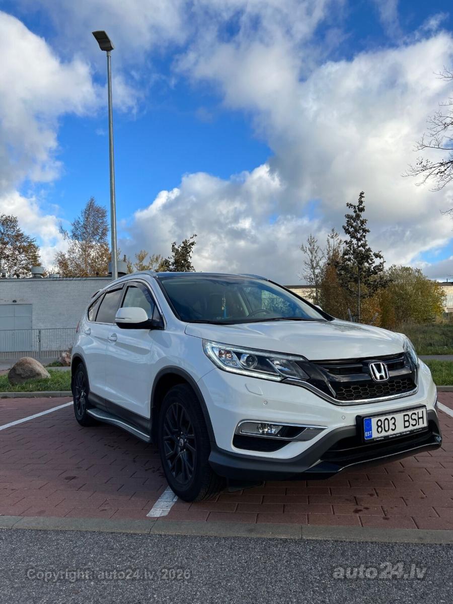 Balts Honda CR-V 2016 Tallina, ar dzinēja tilpumu 2.00 L un nobraukumu 150 tūkst. km par 14999 €, foto 5 vietnē AUTOMOTO.COM.LV