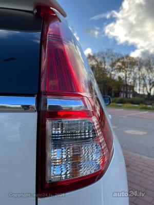 Balts Honda CR-V 2016 Tallina, ar dzinēja tilpumu 2.00 L un nobraukumu 150 tūkst. km par 14999 €, foto 12 vietnē AUTOMOTO.COM.LV