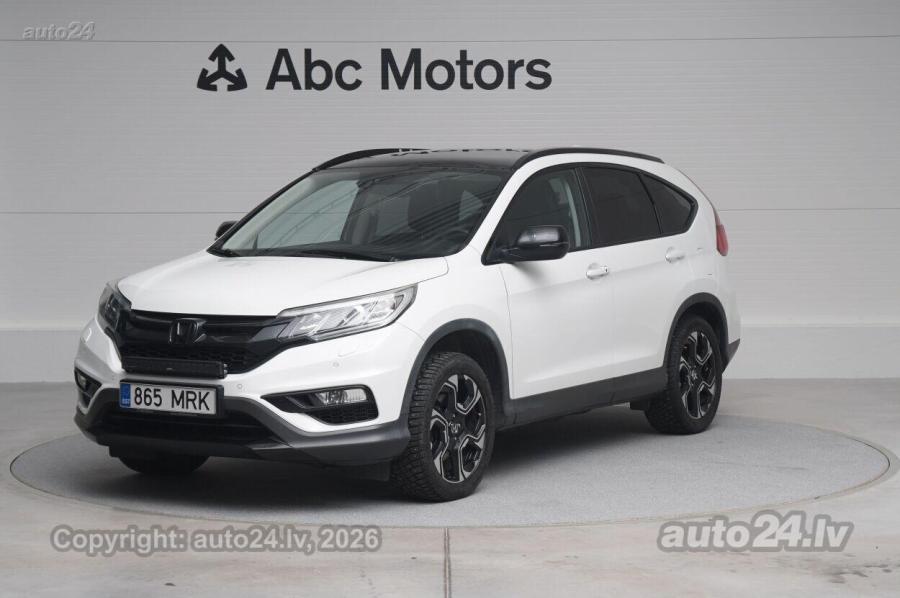 White Honda CR-V 2018 in Tallinn, with an engine capacity of 1.60 L and mileage of 164 thousand km for 16890 €, photo 1 on AUTOMOTO.COM.LV