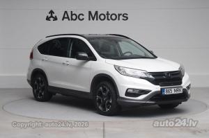 White Honda CR-V 2018 in Tallinn, with an engine capacity of 1.60 L and mileage of 164 thousand km for 16890 €, photo 3 on AUTOMOTO.COM.LV
