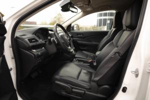 White Honda CR-V 2018 in Riga, with an engine capacity of 1.60 L and mileage of 191 thousand km for 17750 €, photo 14 on AUTOMOTO.COM.LV