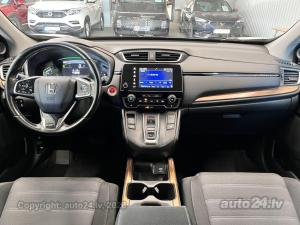 White Honda CR-V 2020 in Tallinn, with an engine capacity of 2.00 L and mileage of 96 thousand km for 23500 €, photo 9 on AUTOMOTO.COM.LV