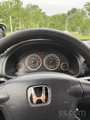 Yellow Honda CR-V 2002 in Riga, with an engine capacity of 2.00 L and mileage of 187 thousand km for 2400 €, photo 11 on AUTOMOTO.COM.LV