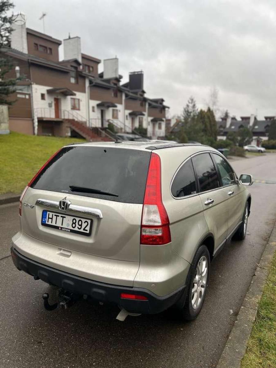 Dzeltens Honda CR-V 2007 Viļņa, ar dzinēja tilpumu 2.20 L un nobraukumu 331 tūkst. km par 4100 €, foto 4 vietnē AUTOMOTO.COM.LV