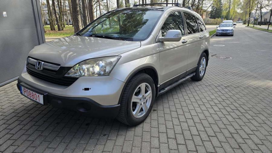 Yellow Honda CR-V 2007 in Alytus, with an engine capacity of 2.00 L and mileage of 282 thousand km for 4850 €, photo 1 on AUTOMOTO.COM.LV