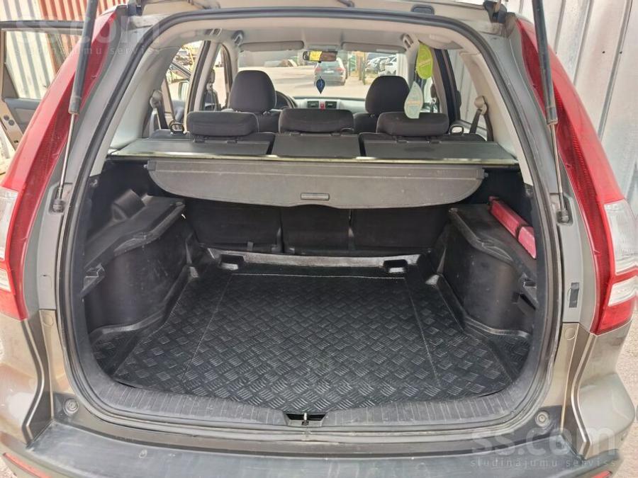 Dzeltens Honda CR-V 2008 Rīga, ar dzinēja tilpumu 2.20 L un nobraukumu 280 tūkst. km par 3500 €, foto 12 vietnē AUTOMOTO.COM.LV