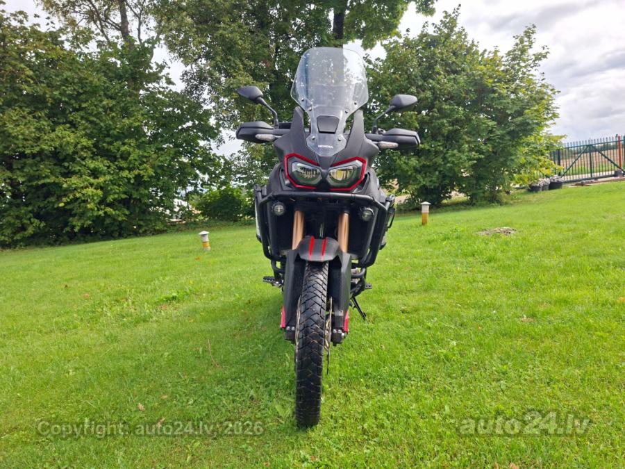 Black Honda CRF 1000 2019 in Tallinn, with an engine capacity of 1.00 L and mileage of 54 thousand km for 9900 €, photo 4 on AUTOMOTO.COM.LV
