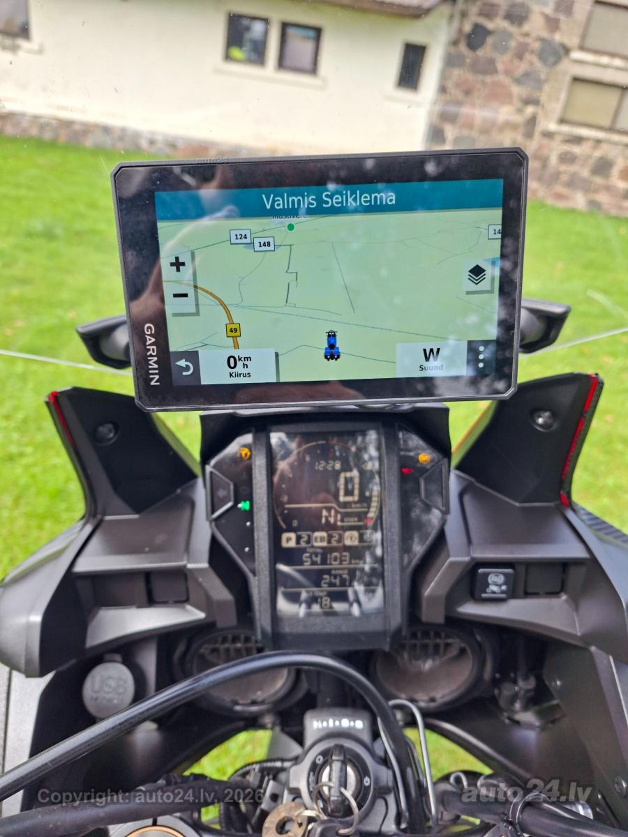 Black Honda CRF 1000 2019 in Tallinn, with an engine capacity of 1.00 L and mileage of 54 thousand km for 9900 €, photo 12 on AUTOMOTO.COM.LV
