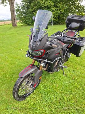Black Honda CRF 1000 2019 in Tallinn, with an engine capacity of 1.00 L and mileage of 54 thousand km for 9900 €, photo 13 on AUTOMOTO.COM.LV