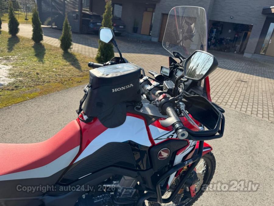 Хонда CRF 1000 2016 в Таллин, объемом двигателя 1.00 л и пробегом 26 тыс. км за 9500 €, фото 7 на AUTOMOTO.COM.LV
