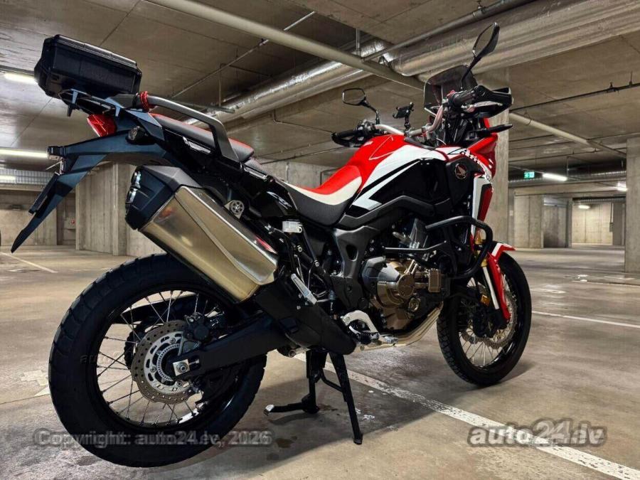 Хонда CRF 1000 2017 в Таллин, объемом двигателя 1.00 л и пробегом 13 тыс. км за 8900 €, фото 1 на AUTOMOTO.COM.LV