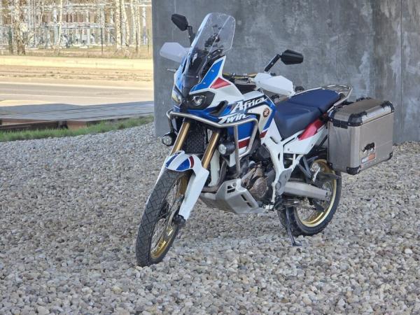 Honda CRF 1000 2018 in Riga, with an engine capacity of 1.00 L and mileage of 0 thousand km for 7400 €, photo 2 on AUTOMOTO.COM.LV