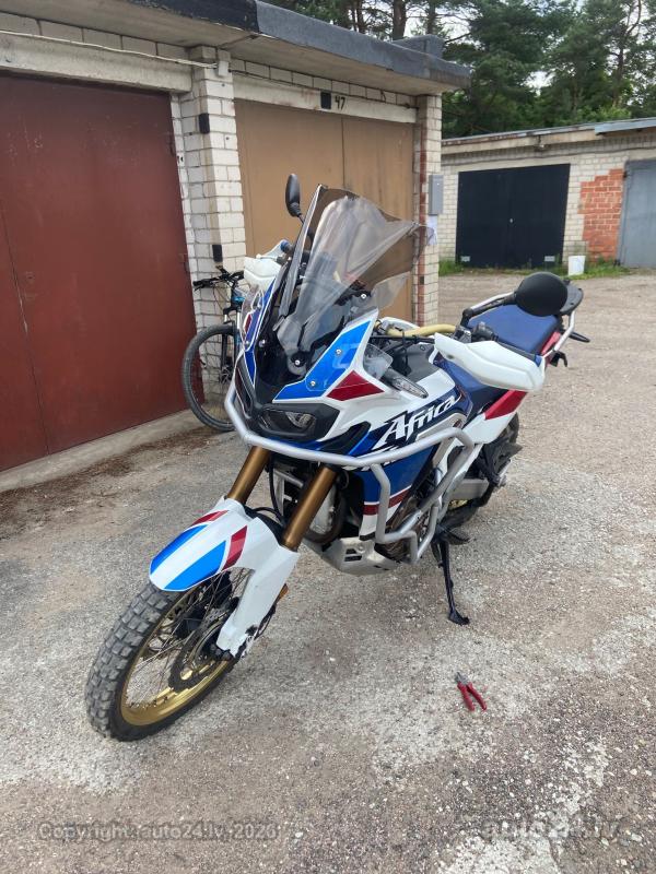 Хонда CRF 1000 2018 в Таллин, объемом двигателя 1.00 л и пробегом 45 тыс. км за 7000 €, фото 6 на AUTOMOTO.COM.LV