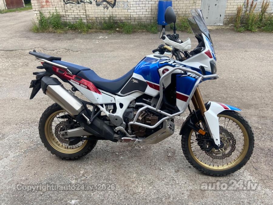 Хонда CRF 1000 2018 в Таллин, объемом двигателя 1.00 л и пробегом 45 тыс. км за 7000 €, фото 1 на AUTOMOTO.COM.LV