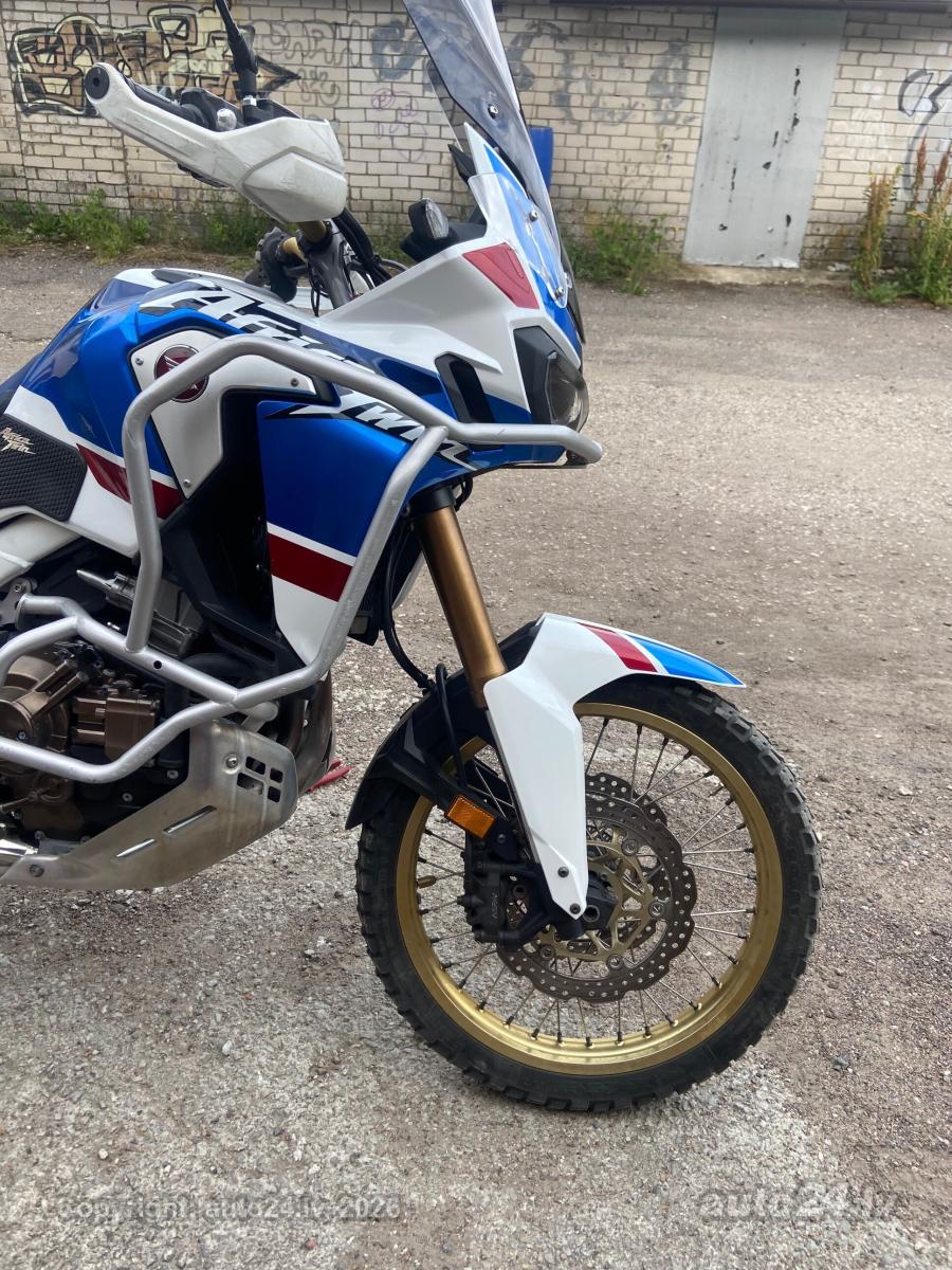 Хонда CRF 1000 2018 в Таллин, объемом двигателя 1.00 л и пробегом 45 тыс. км за 7000 €, фото 4 на AUTOMOTO.COM.LV