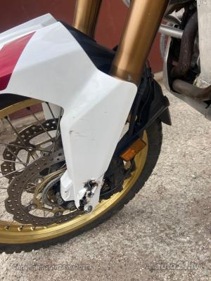 Хонда CRF 1000 2018 в Таллин, объемом двигателя 1.00 л и пробегом 45 тыс. км за 7000 €, фото 10 на AUTOMOTO.COM.LV