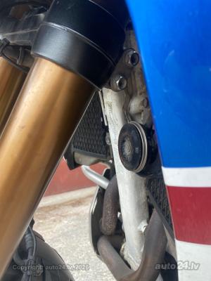 Хонда CRF 1000 2018 в Таллин, объемом двигателя 1.00 л и пробегом 45 тыс. км за 7000 €, фото 17 на AUTOMOTO.COM.LV