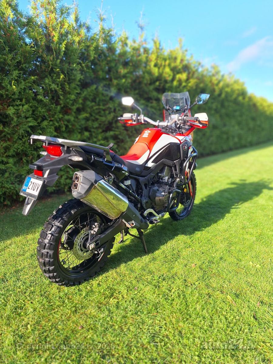 Honda CRF 1000 2018 in Tallinn, with an engine capacity of 0.00 L and mileage of 60 thousand km for 9400 €, photo 4 on AUTOMOTO.COM.LV